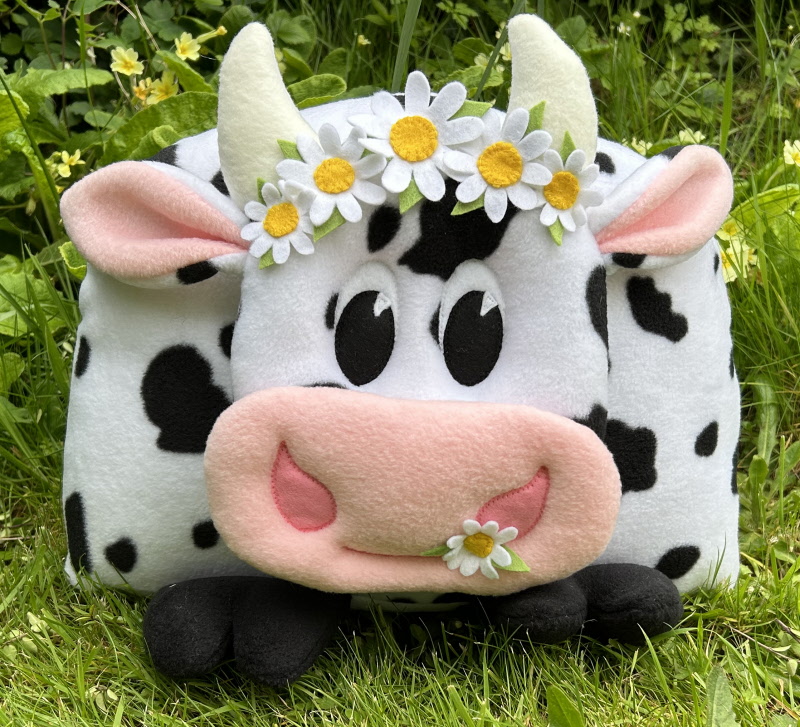 Daisy Cow Pattern and Starter Kit | DAISCOW | ZBLC